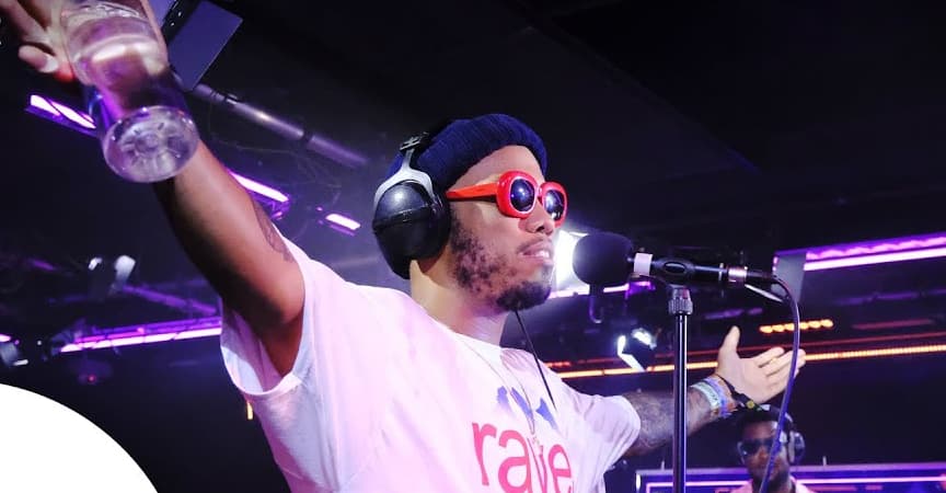 Watch Anderson .Paak cover “Old Town Road” | The FADER