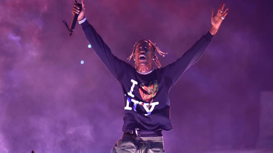Travis Scott designs t-shirts for a Houston high school’s graduating ...