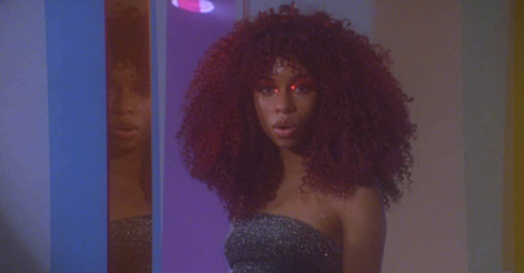 Ravyn Lenae is all shine in her dazzling “Sticky” video | The FADER