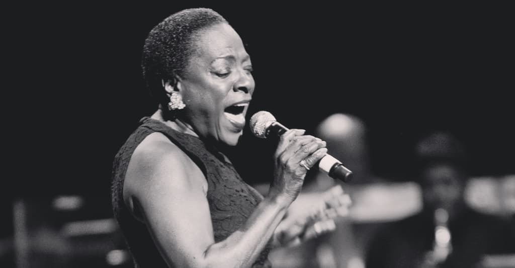 Sharon Jones, Voice Of Sharon Jones And The Dap-Kings, Has Passed Away ...