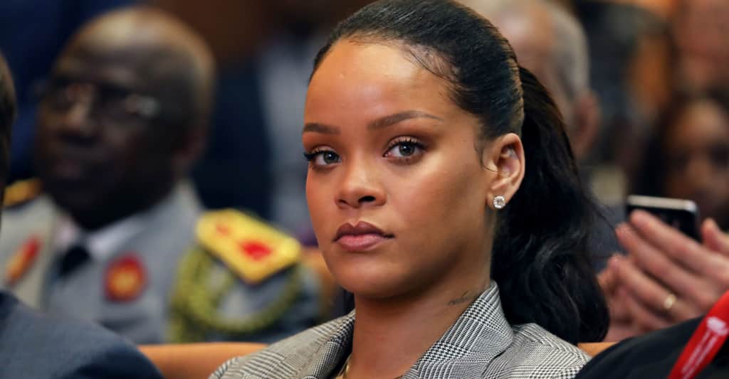 Snapchat issues apology over Rihanna advert making light of domestic ...