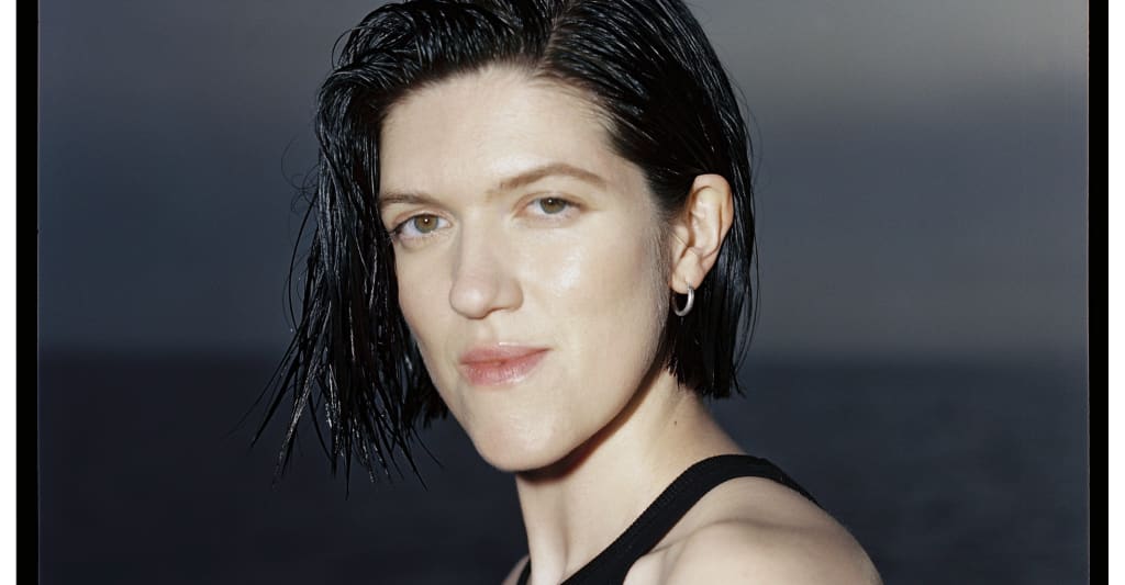 Romy’s “The Sea” offers a portrait of waterside romance | The FADER