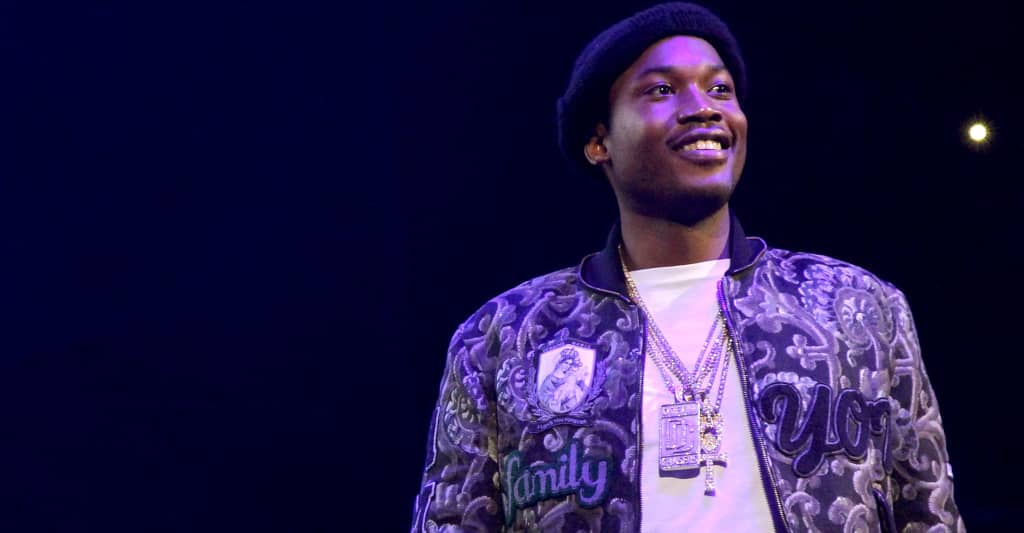 Meek Mill should get a new trial and judge, Philly D.A. argues in court ...